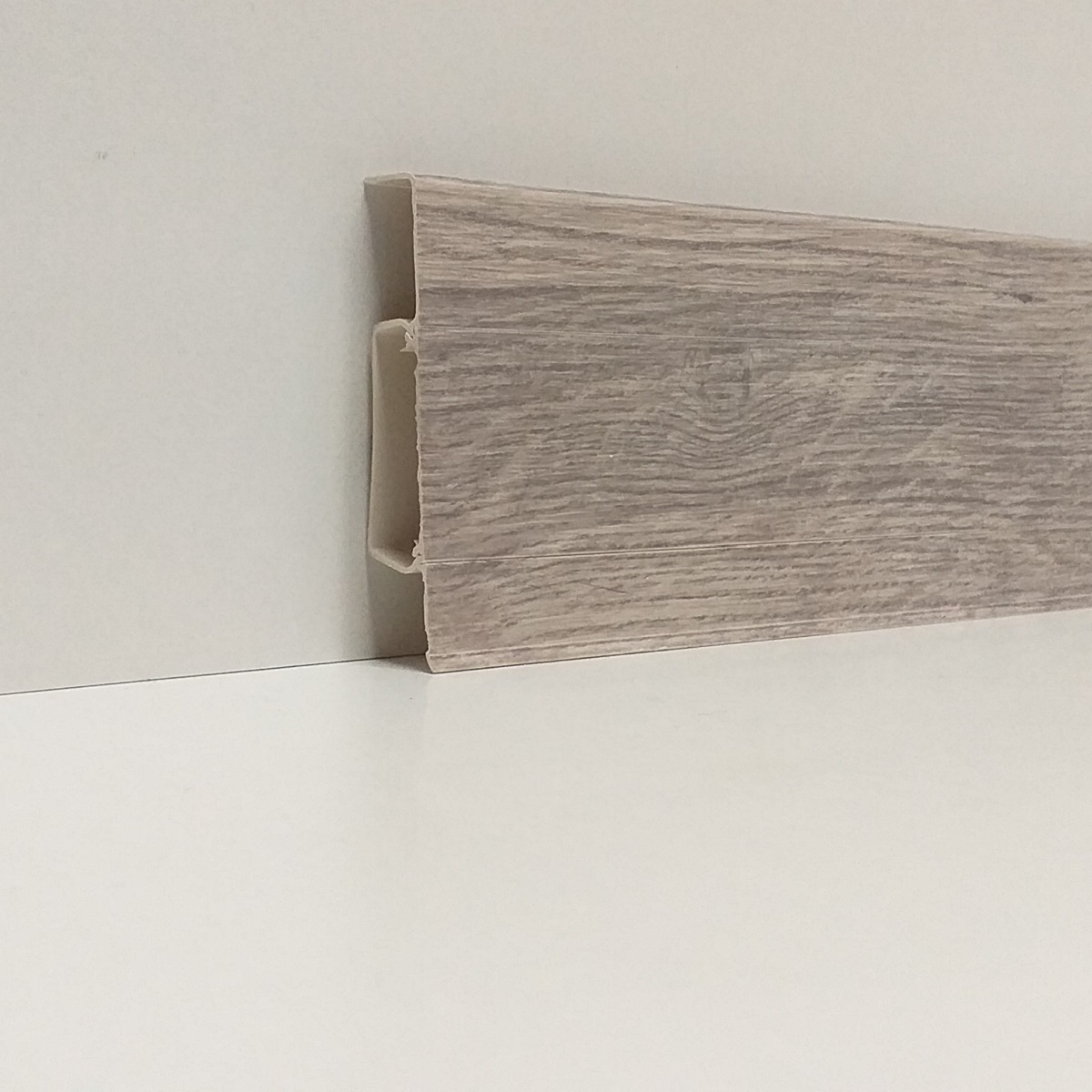 PVC LETVICA ZA LAMINAT HI LINE M278x LUCKNOR k039/5946/ 2,5m | Drvona ...